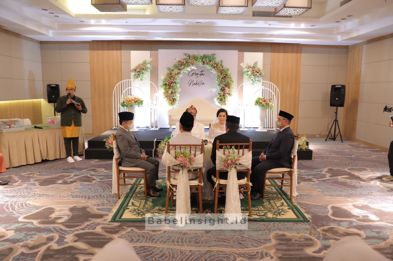 Jadi Saksi Pernikahan Putra Emron Pangkapi, Gubernur Doakan Kedua ...